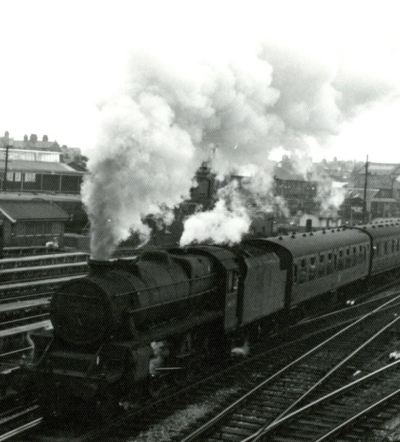 VINTAGE TRAIN PHOTOGRAPH 44929 steam locomotive Southport railway #7 £7 ...