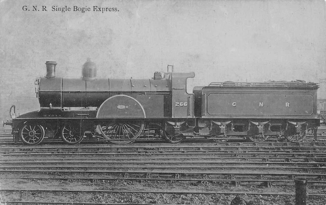 CPA TRAIN / LOCOMOTIVE GNR SINGLE BOGIE EXPRESS / cliché POUTEAU / GARE ...