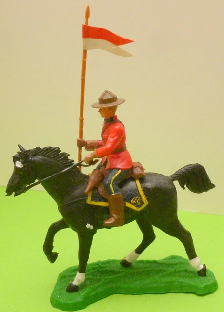 BRITAINS SWOPPET ROYAL Canadian Mounted Police Trooper -1/32nd 54mm ...