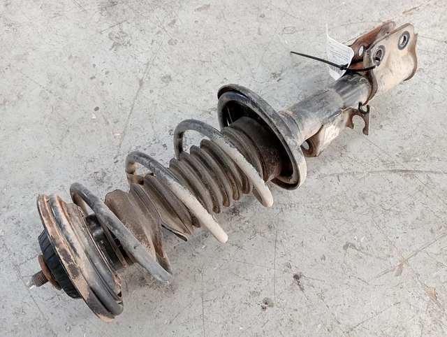 HOLDEN COMMODORE LEFT Front Strut Vt-Vx, Sedan/Wagon, Fe2 Suspension ...