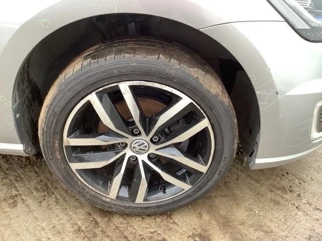 VOLKSWAGEN E-GOLF HUB Wheel Bearing Suspen & Wishb Right Side Front ...