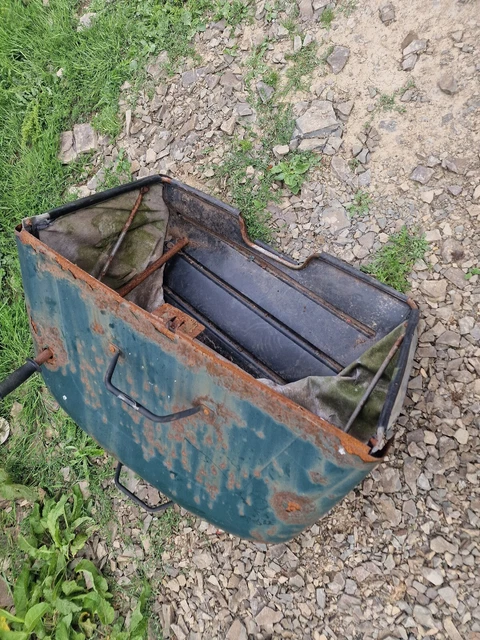 HAYTER HERITAGE DC1240 grass collection system box ride on mower lawn £ ...