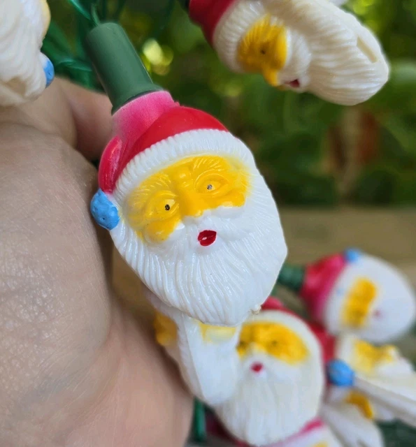VINTAGE CHRISTMAS LIGHTS Blow Mold Santas Head 50s - 60s Retro Xmas £25 ...