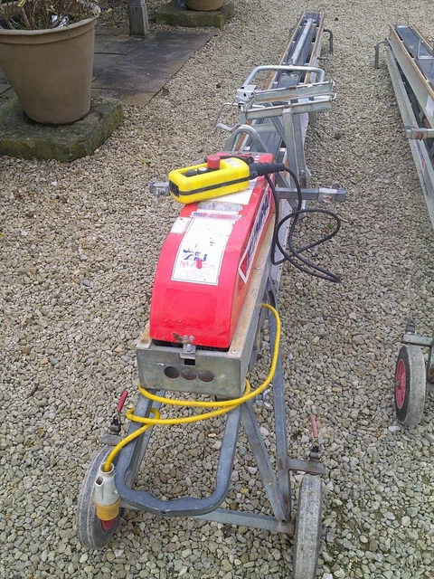 TILE BUMPA CONVEYOR, 10M, 110V, Roof Tile Hoist Lift, Mace Industries £ ...