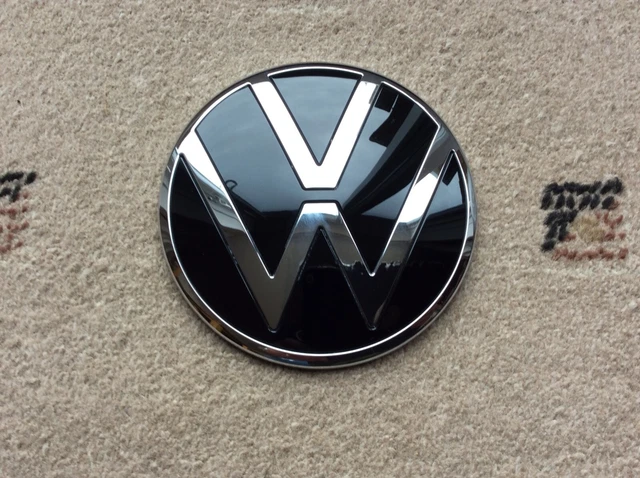 VW VOLKSWAGEN TIGUAN MK2 Rear Emblem Badge 5NA853630C GENUINE £44.50 ...