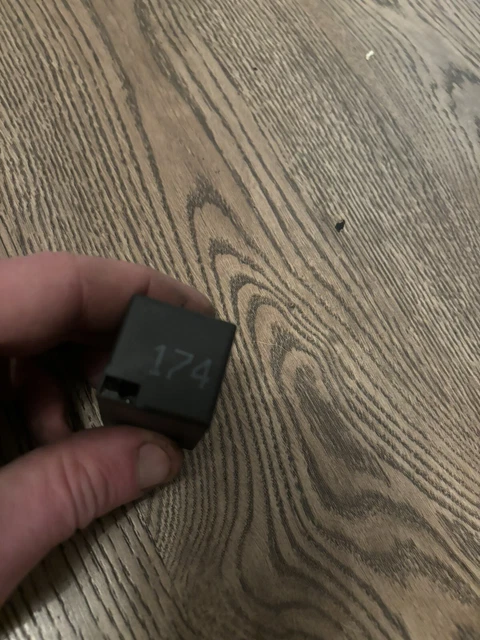 VOLKSWAGEN VW TRANSPORTER T4 Golf Mk2 Mk3 Rear Wiper Relay 174 ...