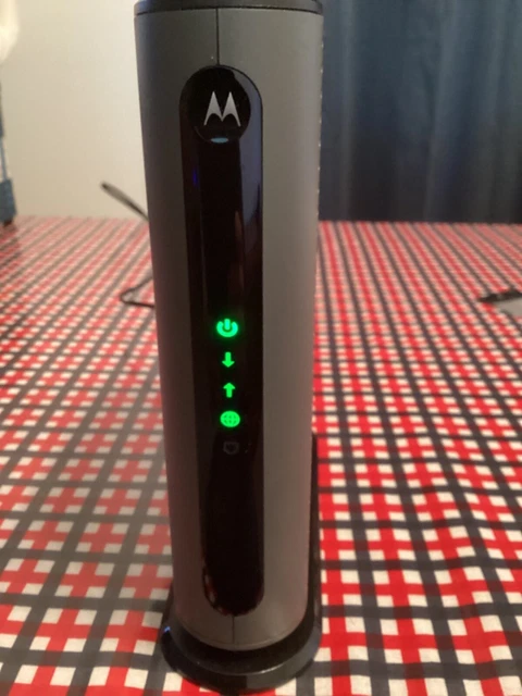 MOTOROLA MODEL MB8600 DOCSIS 3.1 Cable Modem- Black $60.00 - PicClick