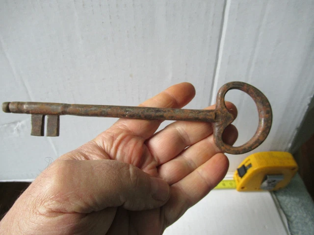 ANCIEN CLE CLEF Antique Old Key Alter Schlüssel Vecchia Chiave Llave ...