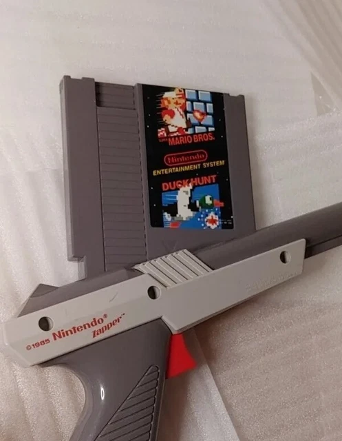 ORIGINAL NINTENDO DUCK Hunt Super Mario Bros + Zapper Light Gun (NES ...