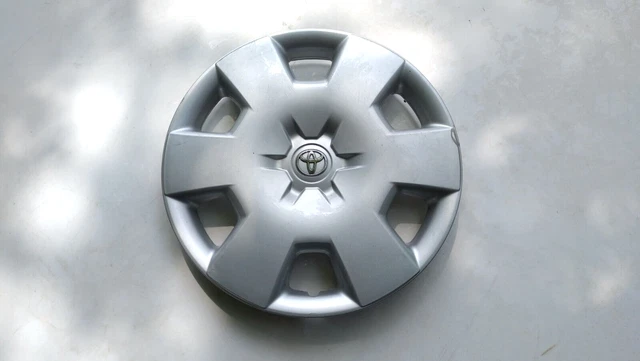 TOYOTA COROLLA 15& Inch Wheel Trim/Hub Cap Cover Genuine x1 $25.54 ...