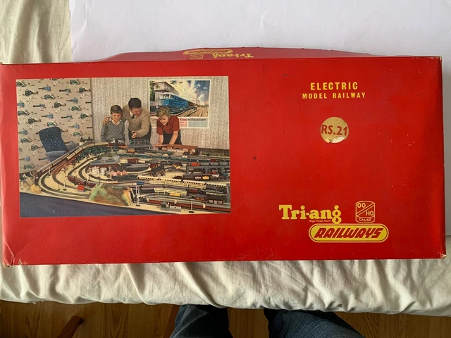 TRIANG TRAIN SET RS21. No Track Included £33.75 - PicClick UK
