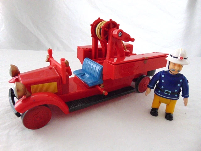 FIREMAN SAM - Station Officer Steele Figure With Bessie The Vintage ...