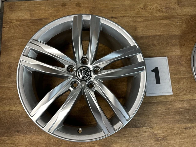 1 X ORIGINAL alloy rim VW Golf 7 Durban 7.5x18 ET51 rim 5G0601025G £334 ...