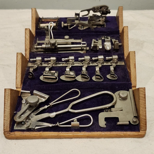 IMMACULATE ANTIQUE SINGER Sewing Machine Oak Puzzle Box 1899 -COMPLETE ...