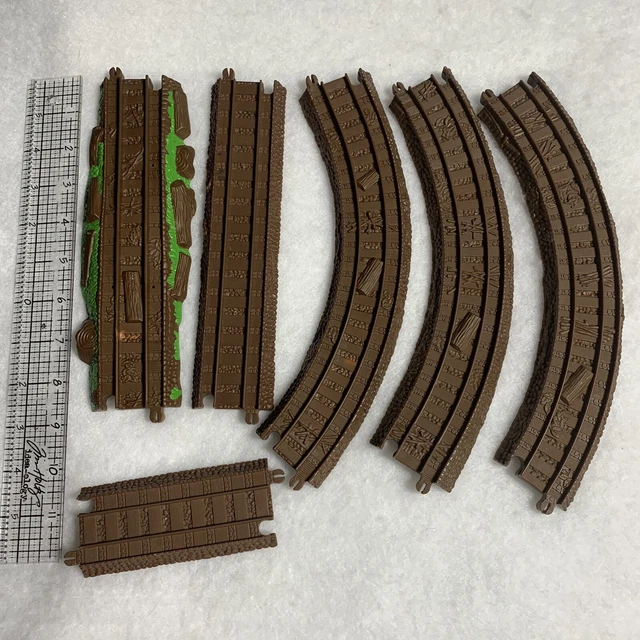 THOMAS THE TRAIN Trackmaster Dark Brown 6 piece track lot Curved ...