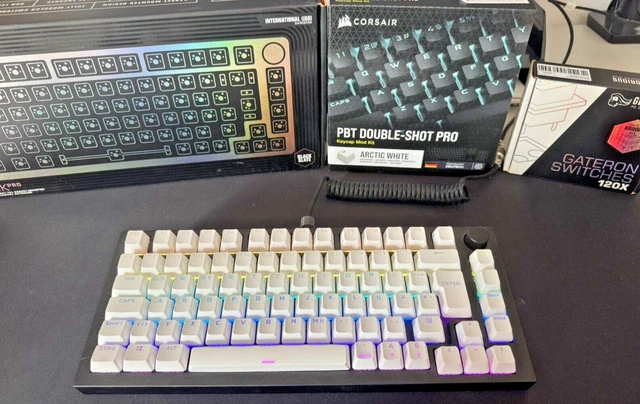 CUSTOM KEYBOARD GLORIOUS GMMK Pro - mit OVP, white Keys, Gateron Brown ...