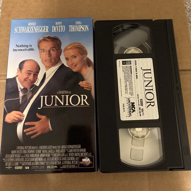 JUNIOR (VHS, 1994) Danny Devito Arnold Schwarzenegger Classic Comedy $7 ...