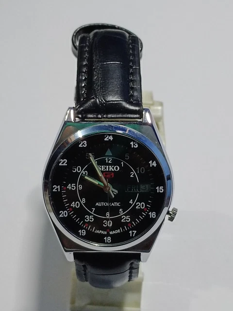 SEIKO-5 AUTOMATIC BLACK colour dial day-date Japanese wrist watch ...