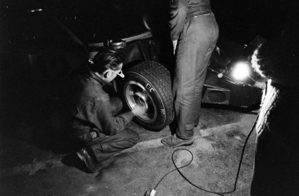 PAUL HAWKINS DAVID Hobbs Ford GT40 Le Mans 1968 Old Motor Racing Photo ...