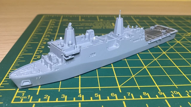 ARGOS 1/1250 MODEL Ship US Navy LPD USS San Antonio c/w Helicopters £99 ...