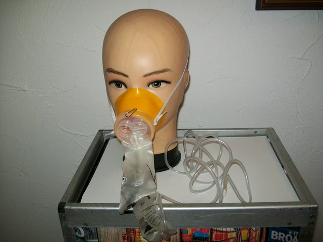 ORIGINAL AIRPLANE OXYGEN MASK Oxy Mask Breathing Mask #111 £26.57 ...