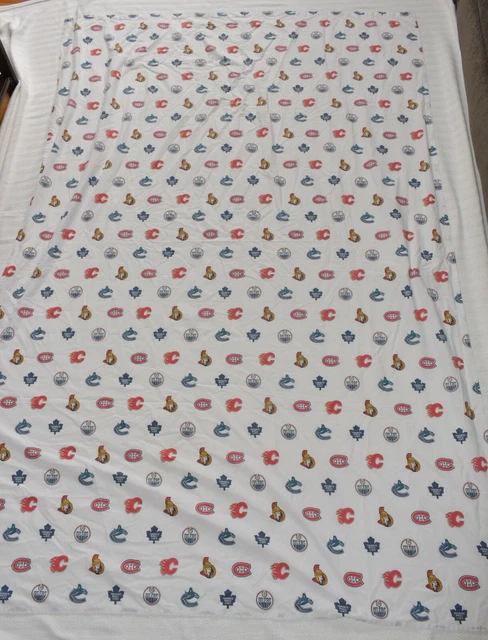VINTAGE NHL HOCKEY Canadian Team Logos Twin Flat & Fitted Sheet Set $19 ...