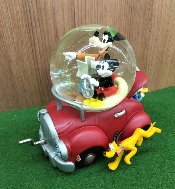 DISNEY MUSIC BOX Zip-A-Dee-Doo-Dah Classic Waterglobe Snow Globe £133. ...