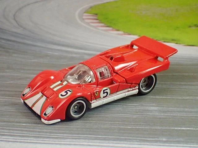 VINTAGE RACING 1971 Ferrari 512M Mid-Engine V-12 Endurance Car 1/64 ...