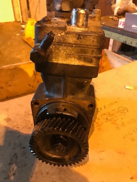 MERCEDES ATEGO 2528 Air Compressor OM906LA WABCO Air Brake Setra Bus ...