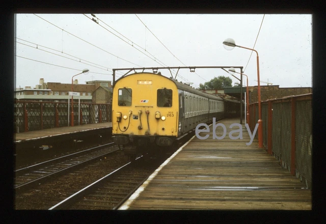 ORIGINAL 35MM slide - AC EMU / Class 302 - 302-263 at Limehouse c.1985 ...