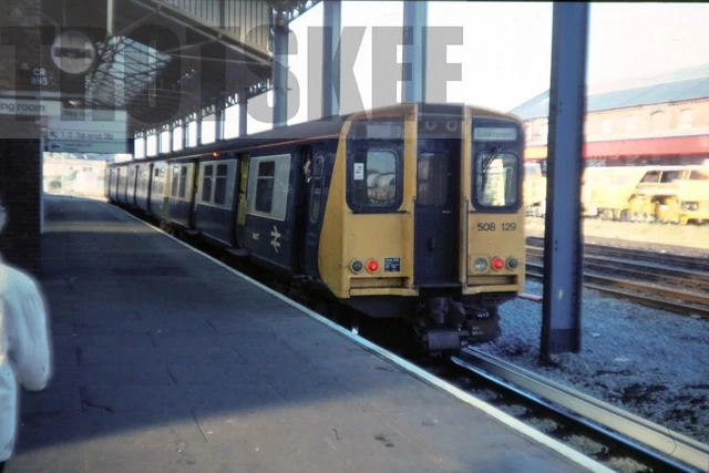 35MM SLIDE BR British Rail EMU Class 508 50129 1992 Original £4.99 ...