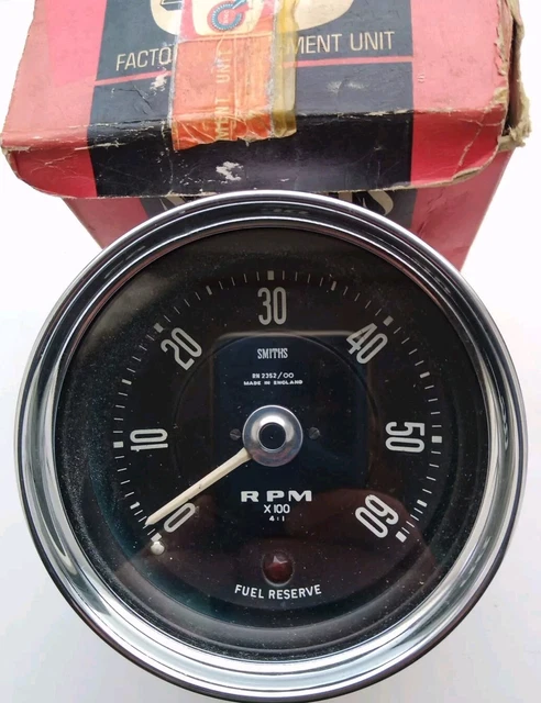 NOS - VINTAGE Early 1960s Aston Martin DB5 Smiths Rev Counter ...