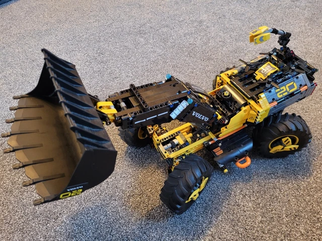 LEGO TECHNIC 42081 Volvo Concept Wheel Loader(42081). £65.00 - PicClick UK