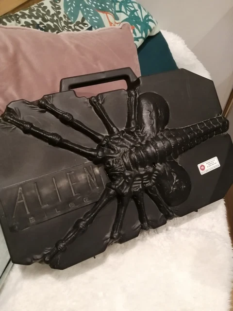RARE ALIEN TRILOGY Face Hugger Box Set VHS Video Collectors Limited ...