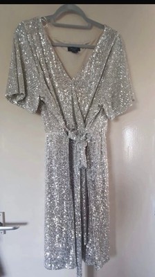 BNWTS STUNNING NEW Look Curves Glitzy Sequin V Neck Mock Wrap Dress Sz ...