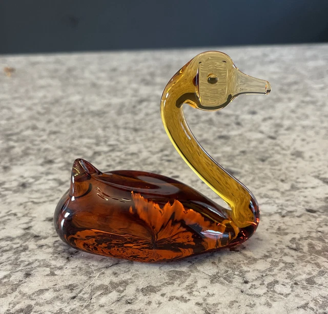 VINTAGE VIKING HAND Blown Swan Figurine Amber Art Glass Paperweight MCM ...