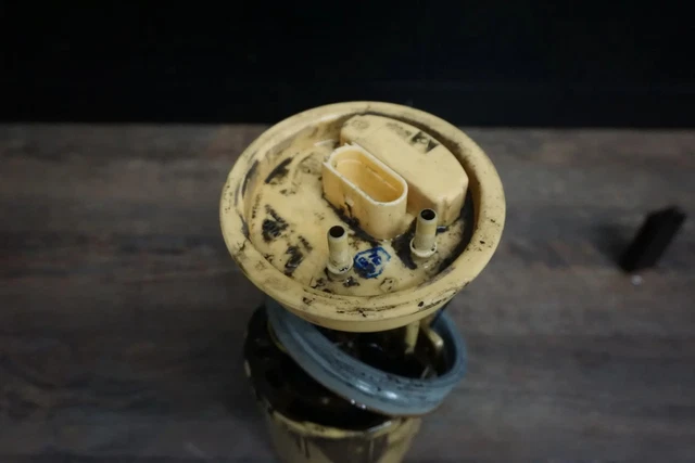 ORIGINAL VW T5 flow pump diesel pump tank fuel pump 7H0919050 £18.32 ...