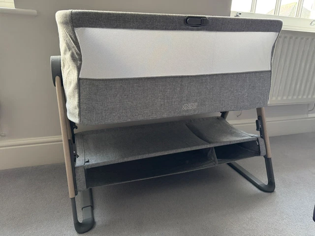MAMAS & PAPAS Lua Next to me Crib-Grey with original mattress & sheets Boxed £130.70 - PicClick UK