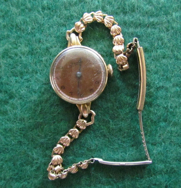 VINTAGE JEWELEX 9CT Gold Swiss Made Ladies Round Faced Wristwatch $545. ...