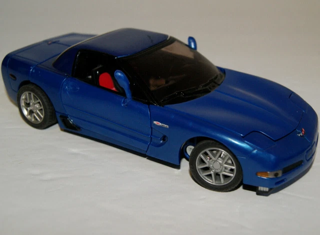 HASBRO TRANSFORMERS ALTERNATOR Autobot Tracks Blue Chevrolet Corvette ...