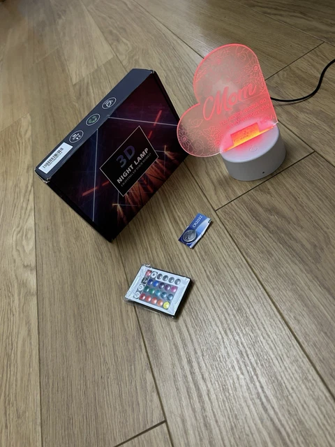 MOM 3D HEART Night Light Colour-Changing LED Acrylic Bedside Lamp ...