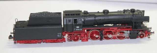 ROCO H0 DAMPFLOK mit Tender der DB BR 23 105 analog DC, Licht in LokBox EUR 42,80 - PicClick DE