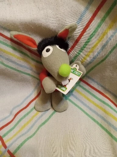 KELLOGGS SESAME STREET Benny Rabbit Mini Beans Cereal Toy 1999 5in High ...