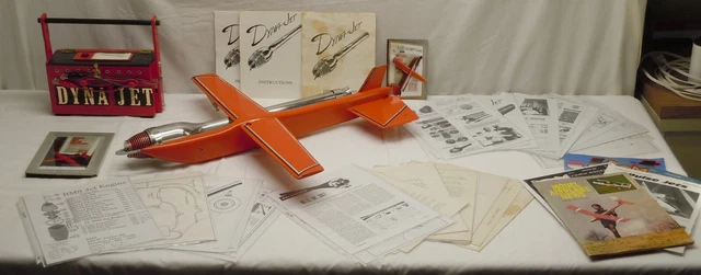 SIDEWINDER WITH DYNA-JET Red Head Pulse Jet Model Engine with Custom ...