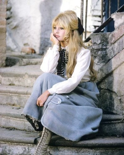 VIVA MARÍA! UNSIGNED photo - Brigitte Bardot - Donation to Charity *26 ...