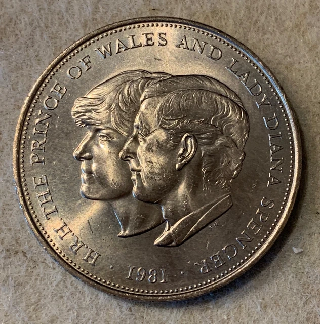 1981 UK BRITISH 25 pence coin, Prince of wales and Diana Spencer ...