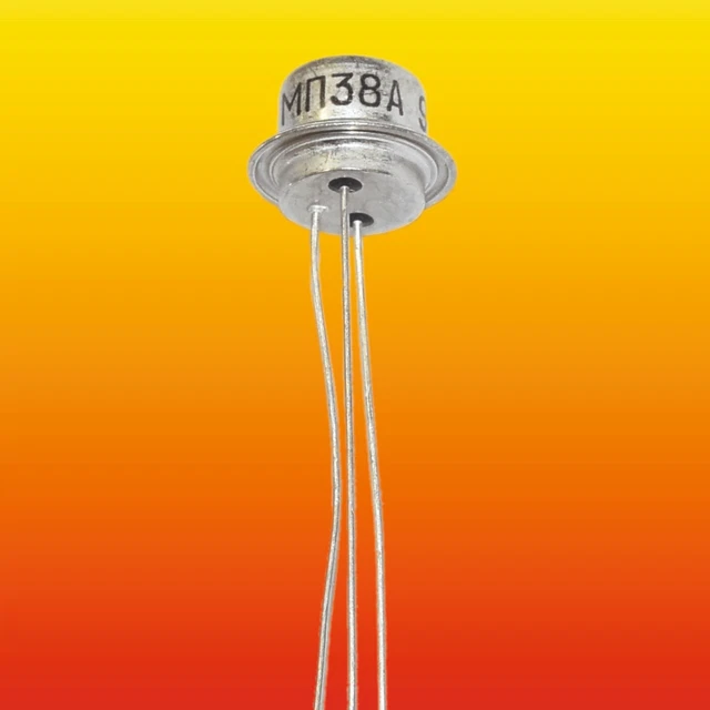 MP38A LOT=4 SOVIET Ge NPN TRANSISTOR 0.15W 0.02A ~ 107NU70 155NU70 ...