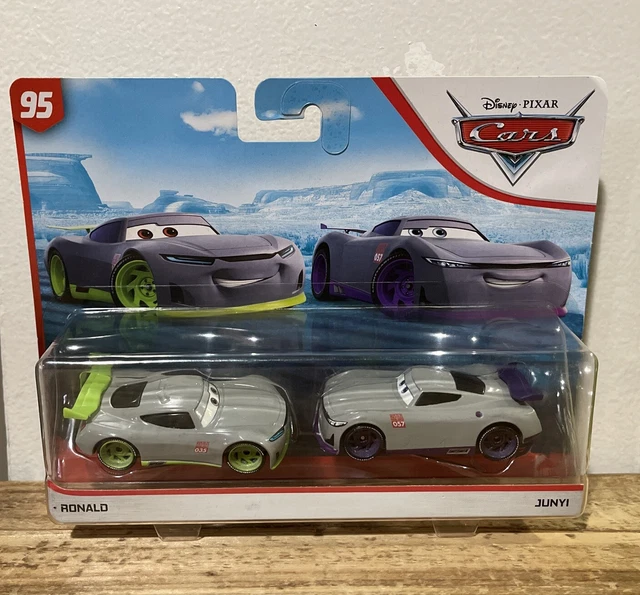 DISNEY PIXAR CARS 3 Ronald & Junyi 95 Rust-Eze Racing Center $163.78 ...