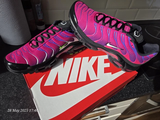 NIKE TN AIR Max Plus Fireberry 2025 Size 9.5 £297.12 - PicClick UK