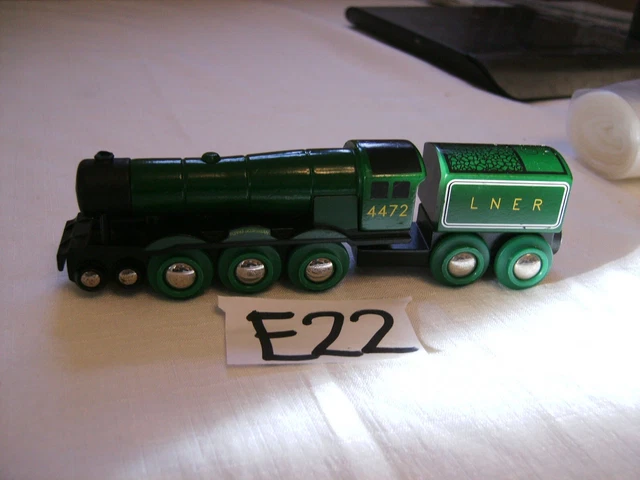 GENUINE BRIO 4472 Wooden Flying Scotsman Train Engine & Tender £20.00 ...